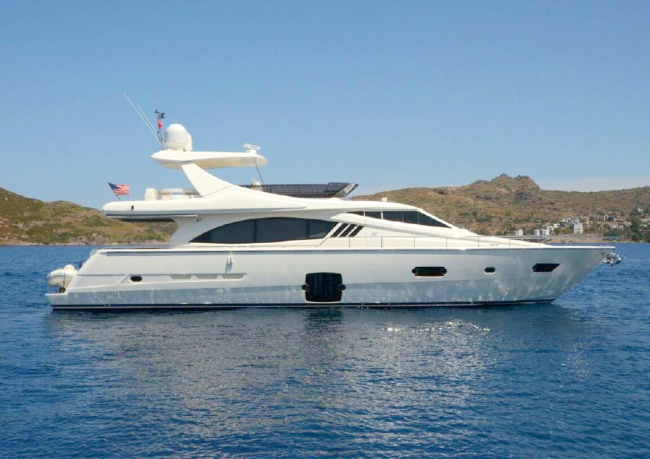 Ferretti 750 HT – Skylight Yachting